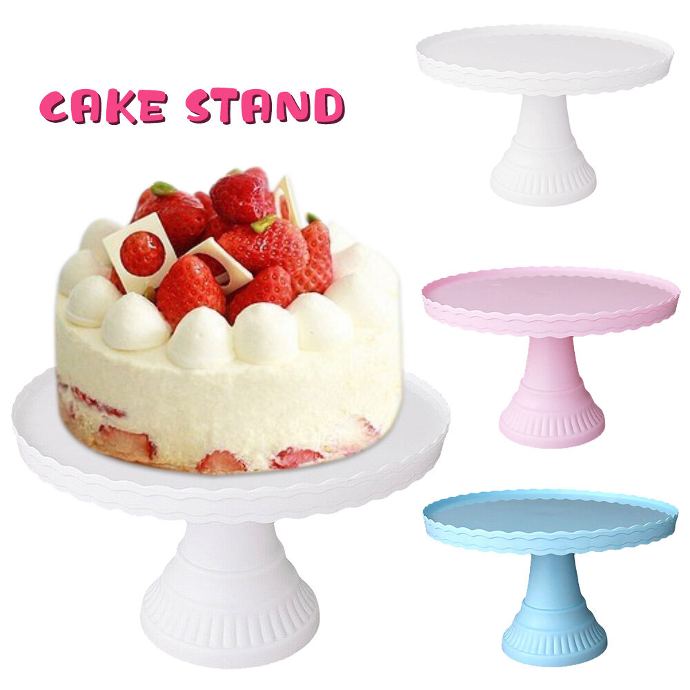 Design a show-stopping dessert table with decorating cake table ideas